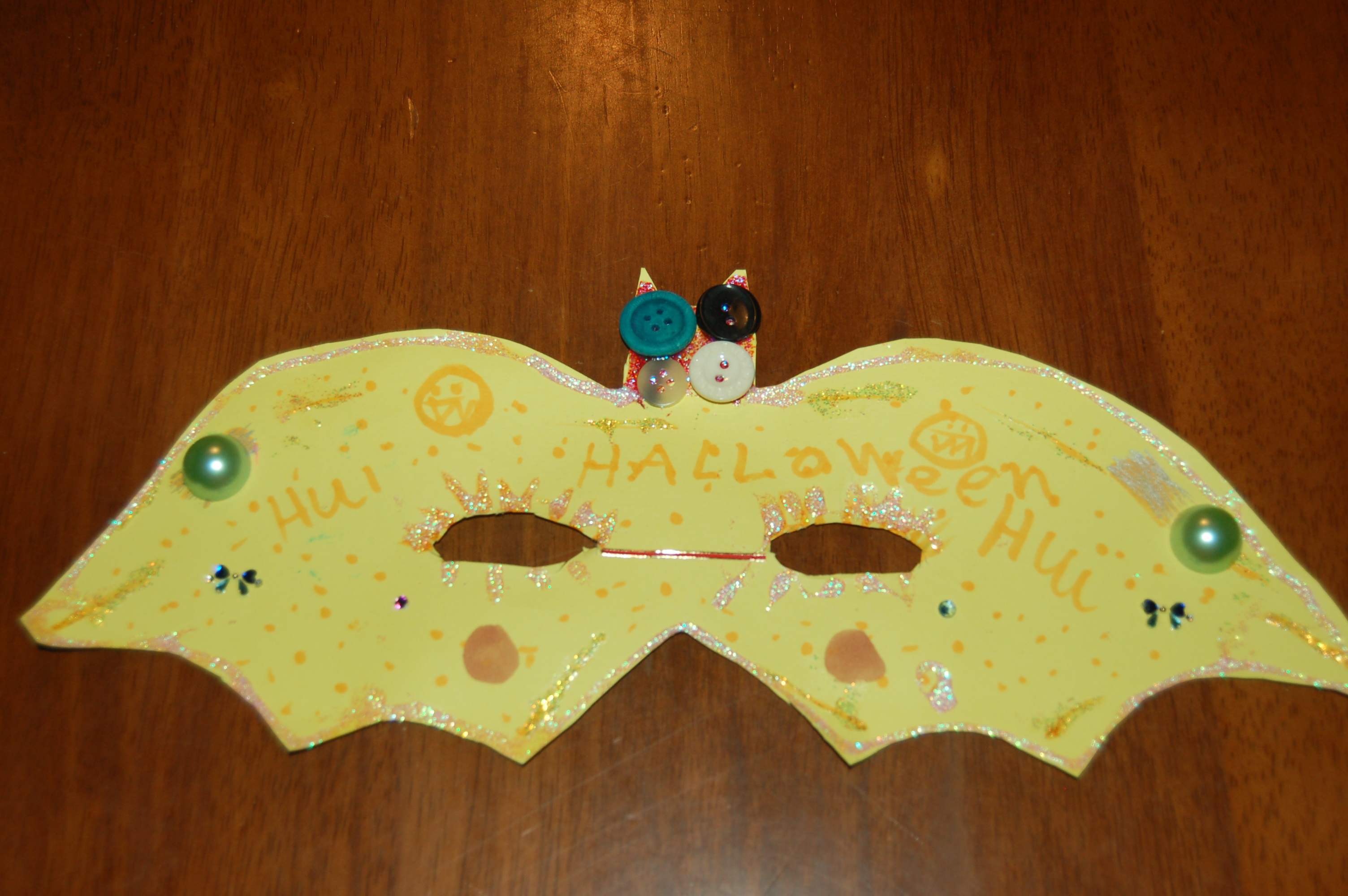 Lepakko naamari | Kodin Kuvalehti