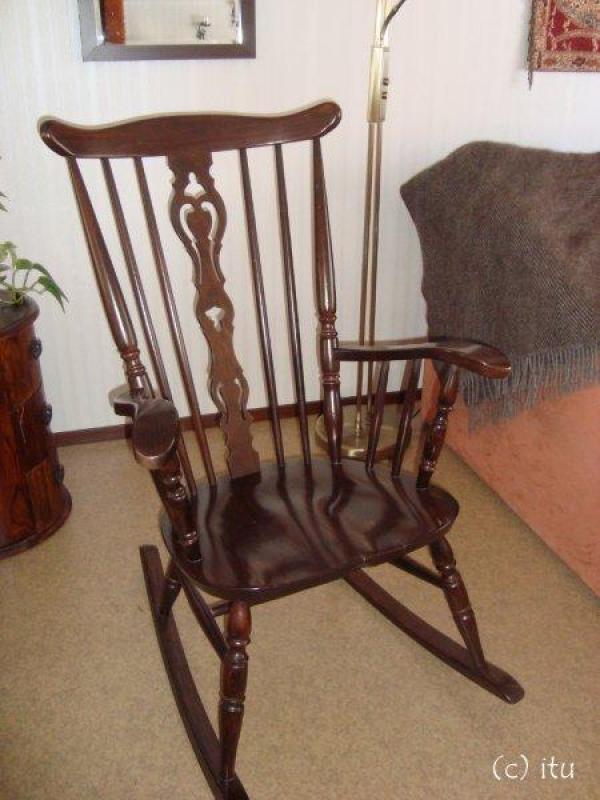 Keinutuoli | Kodin Kuvalehti